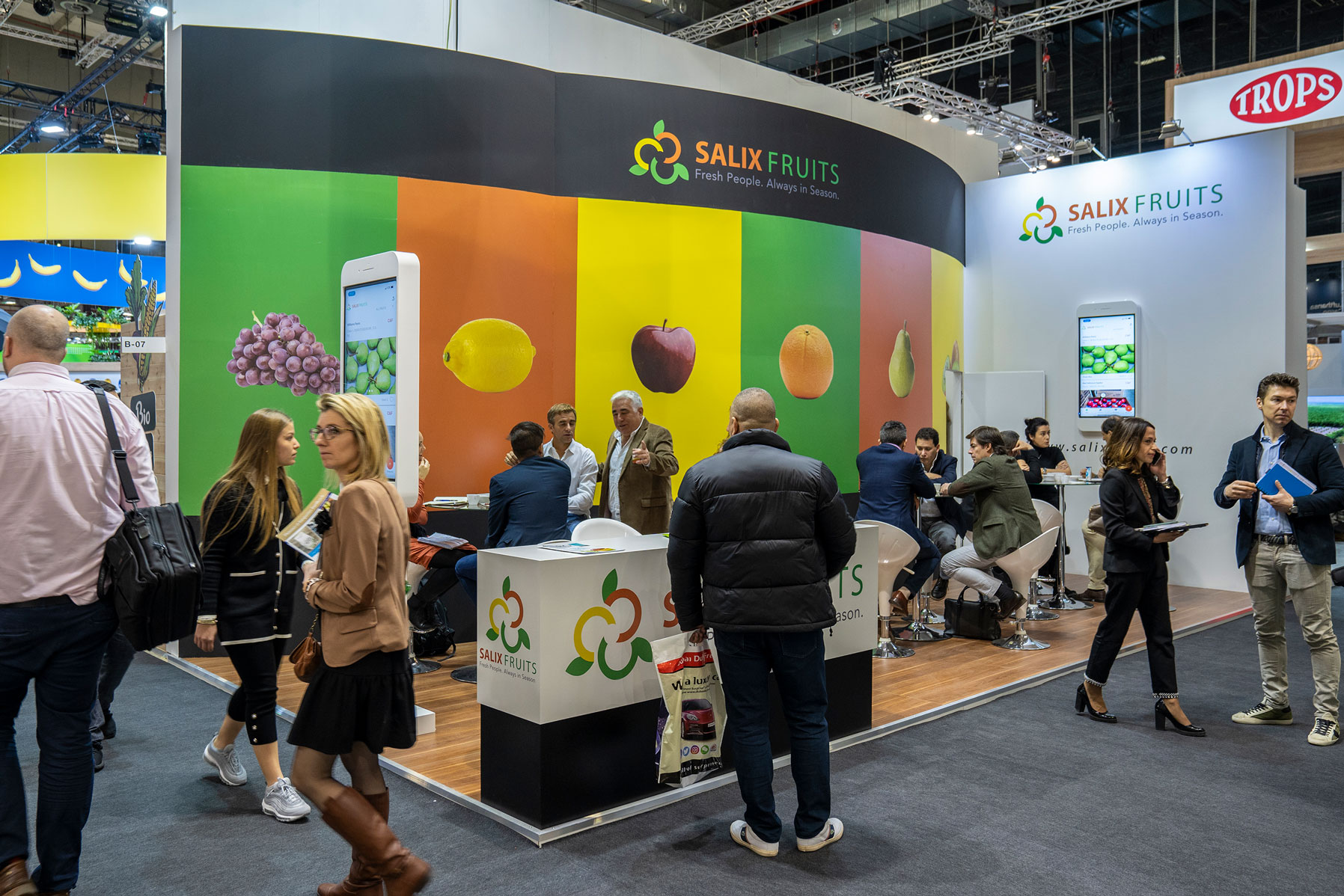 Salix Fruits - Top Quality Fruit Import and Export Company